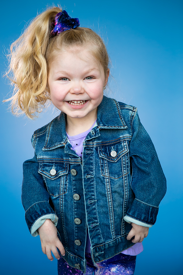 Ana Lea – AMC Princess Ana & Nana